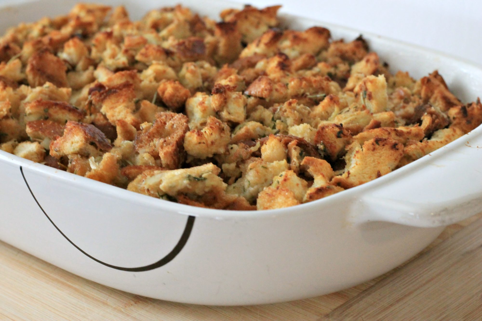 Easy Traditional Stuffing Recipe for the Holidays - The Olive Blogger